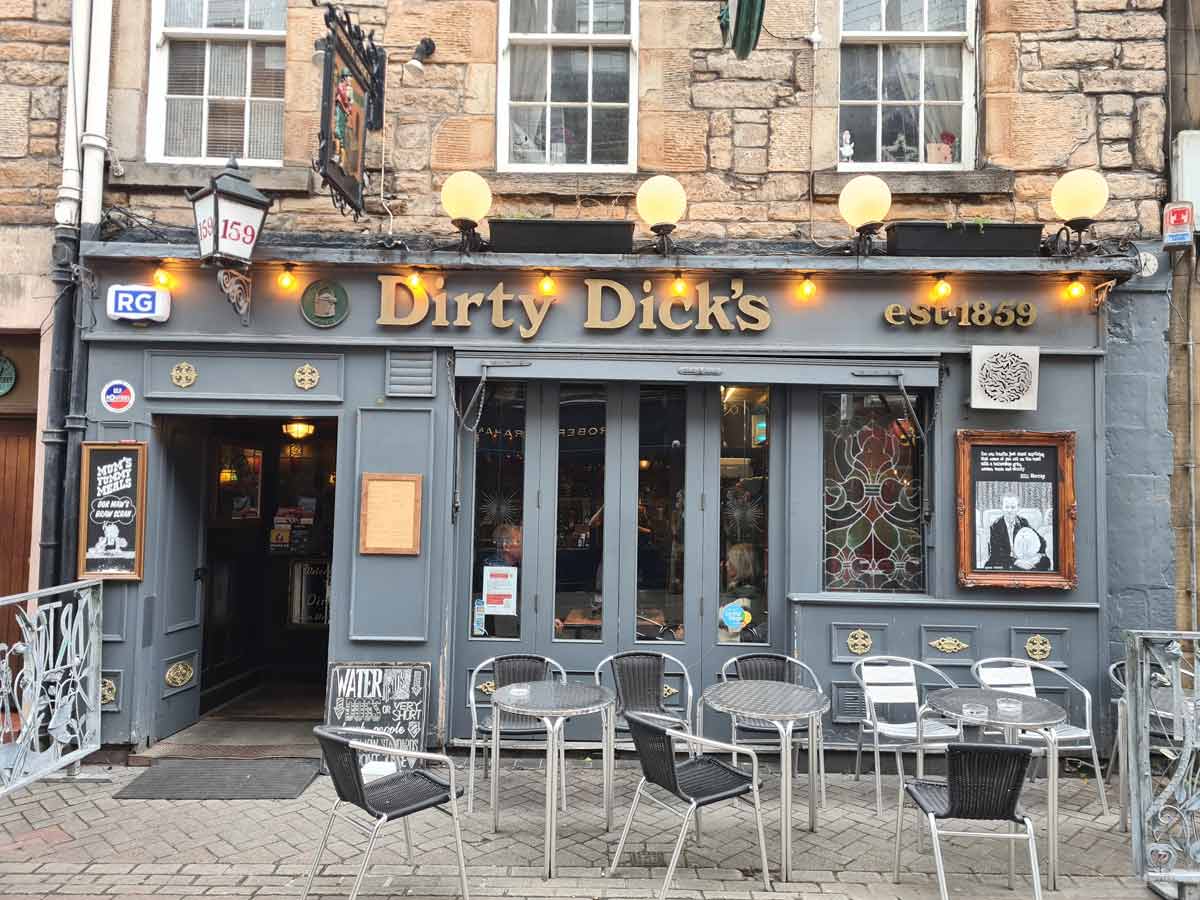 Die besten Pubs in Edinburgh 🍻 und welche du meiden solltest.